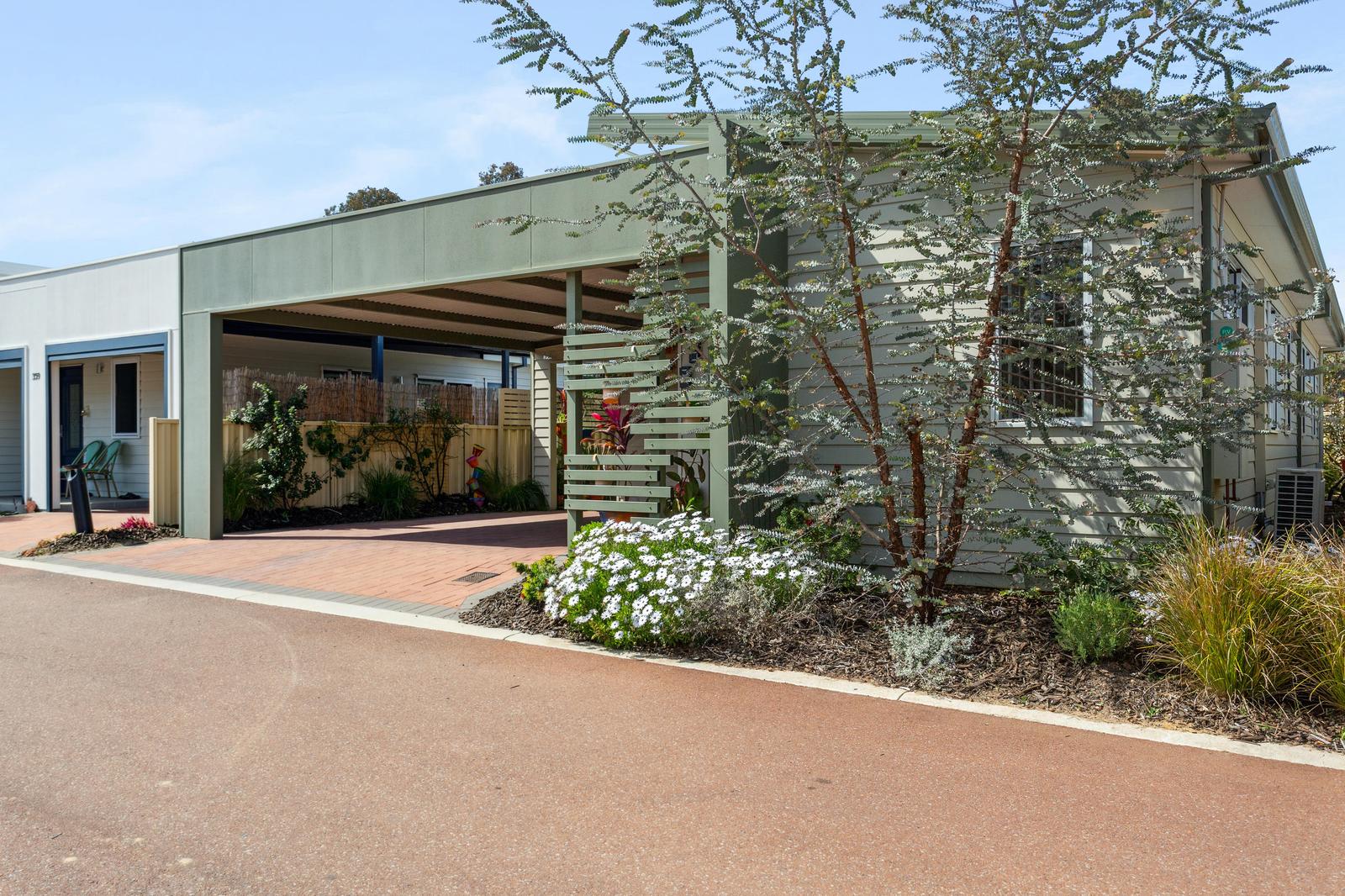 Lemon Gum - Helena Valley Resort